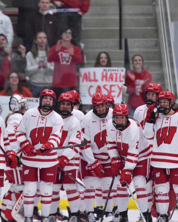Wisconsin Women's Hockey Advances to Final Faceoff Championship ...