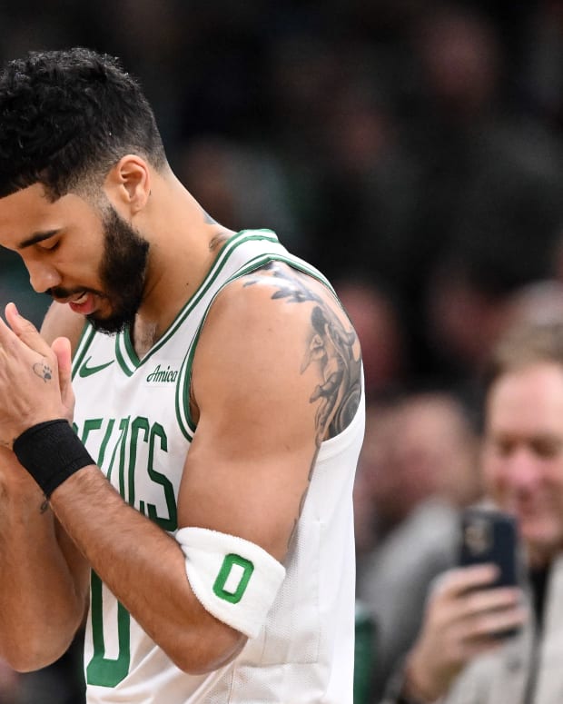 Slo-Mo Video of Jayson Tatum Injury During Celtics-Knicks Leaves Fans in Disbelief - Athlon Sports