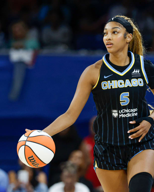 Angel Reese Sends Clear Message After Chicago Sky’s Fourth Straight Loss - Athlon Sports