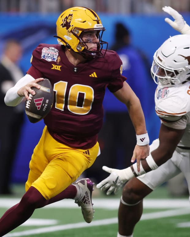 Arizona State’s Leavitt Earns High Marks in Preseason Big 12 QB ...