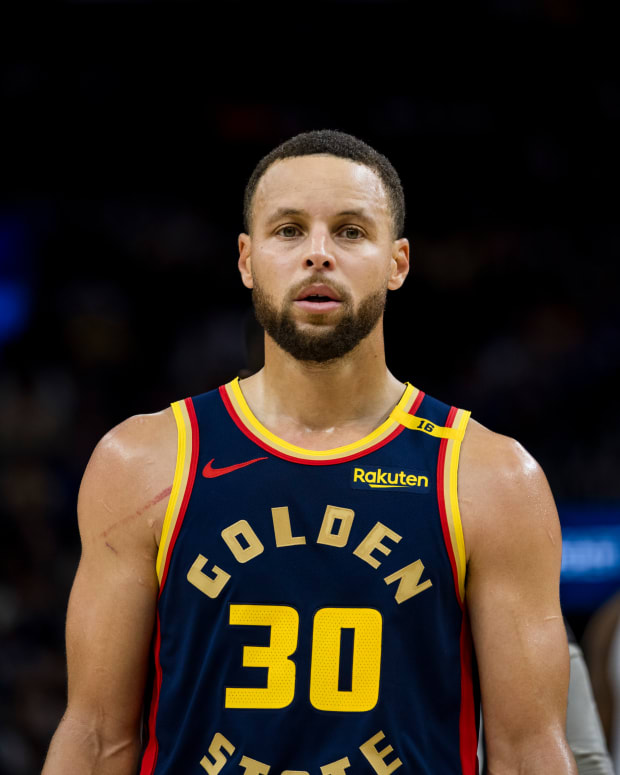 Warriors Reveal Historic Steph Curry News - Athlon Sports