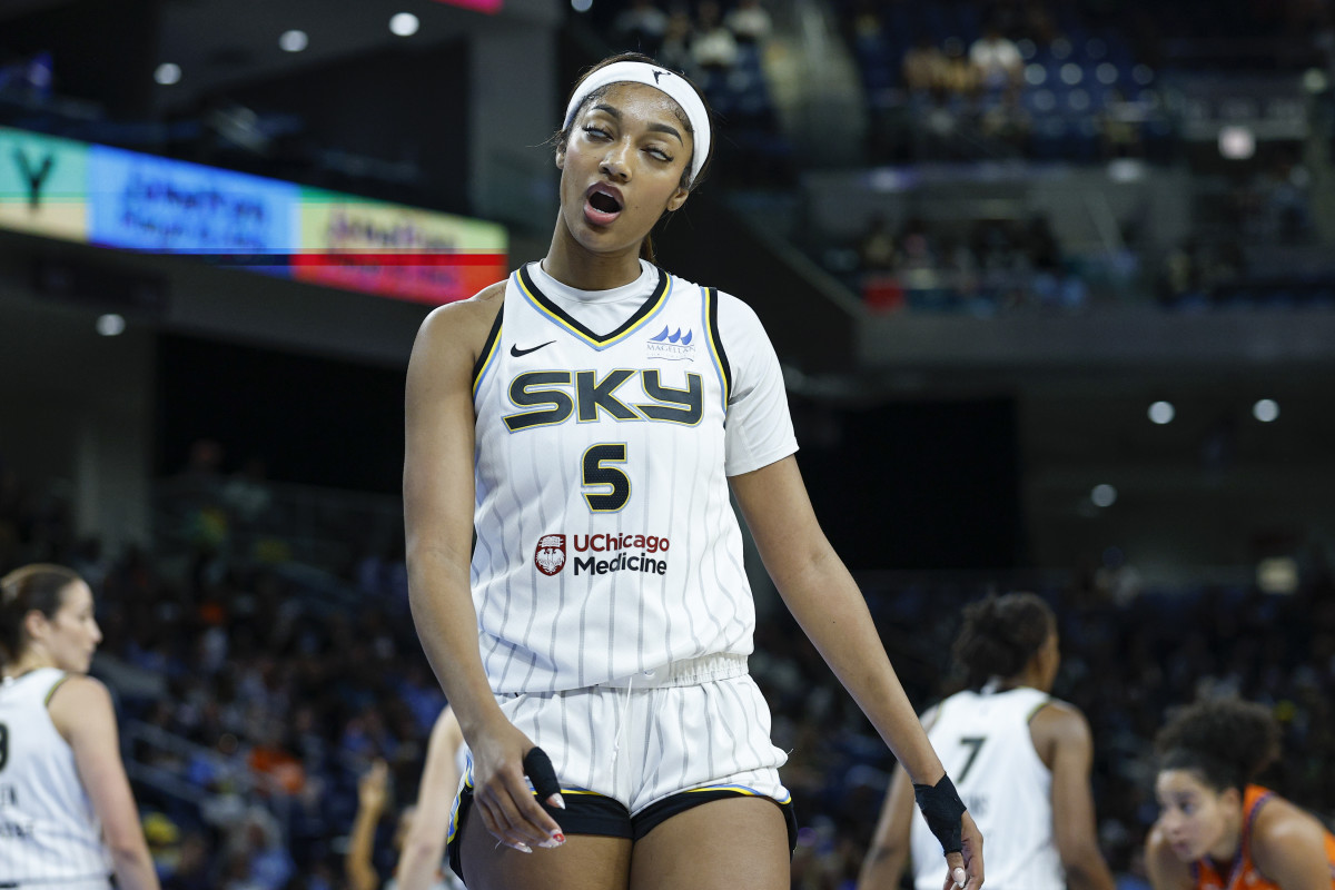 Angel Reese Sends Message to Former Team Amid WNBA Offseason | Yardbarker