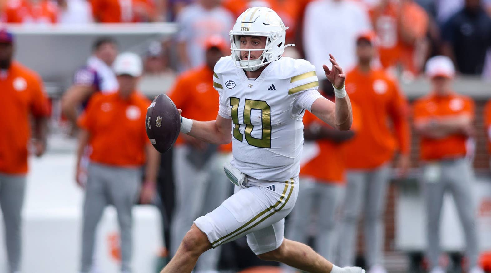 Georgia Tech QB Haynes King Announces Career News Before Georgia Game ...