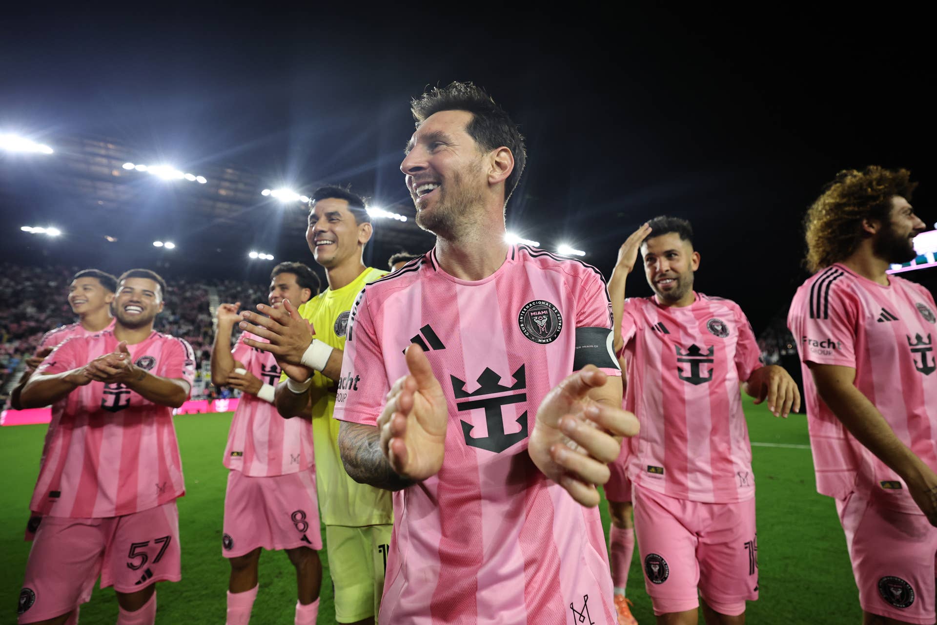 Lionel Messi's Classy Message After Thomas Muller Plays Mind Games ...