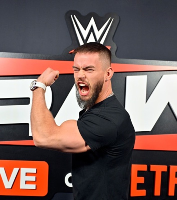 WWE Raw Results: Masked Man Revealed as Austin Theory | Yardbarker