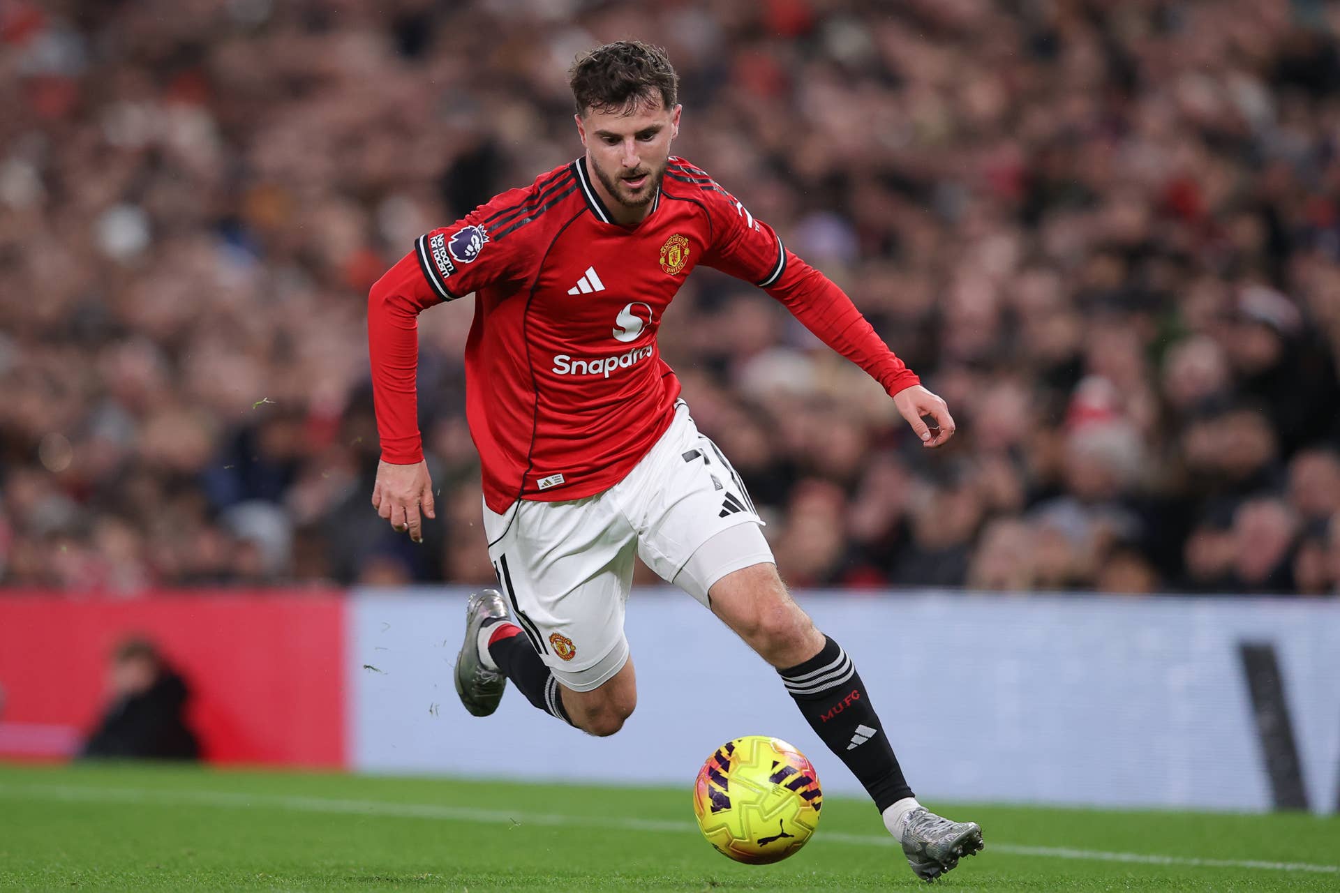 Why Is Mason Mount Not Playing Tonight for Manchester United vs Wolves ...
