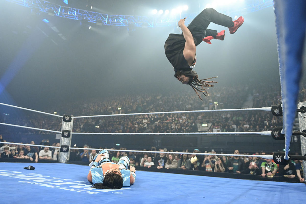 WWE Champion McIntyre's UK Return: SmackDown Results 1/16/26 | Yardbarker