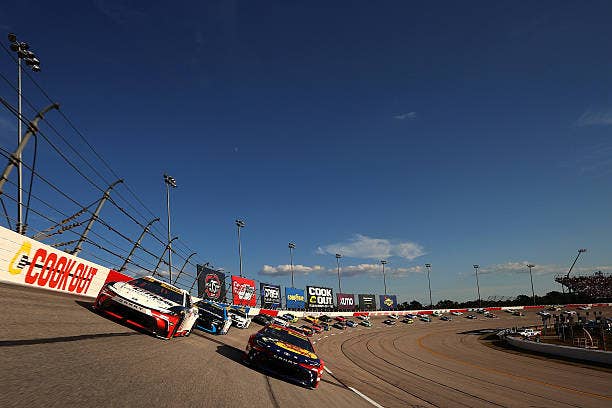 NASCAR Weather: Rain Forecast for Darlington This Weekend | Yardbarker