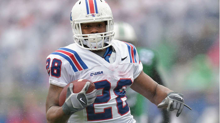 Record-Smashing RB Kenneth Dixon Doing the Unimaginable - Athlon Sports