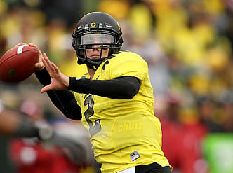 Oregon Ducks 2012 QB Battle: Bryan Bennett vs. Marcus Mariota - Athlon ...