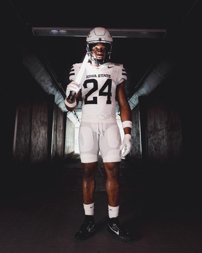 College Football: Every New Uniform and Helmet for Teams in the 2024 ...