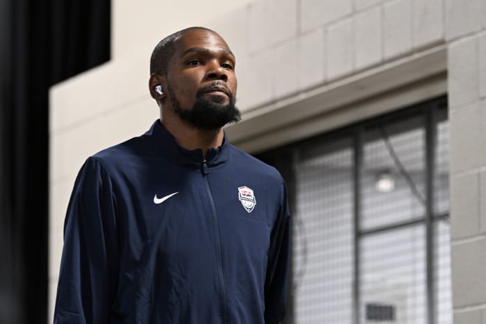 Kevin Durant’s Family Finally Sets Record Straight on His Height ...