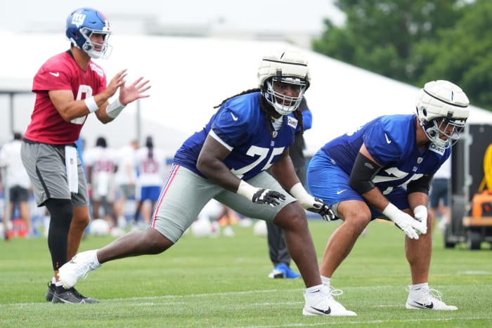New York Giants vs. Houston Texans: Joshua Ezeudu, Jake Kubas Names To ...