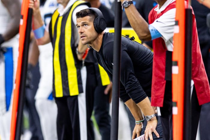 Luke Combs Bashes NFL Team for 'Gruesome' Start to 2024 Season - Athlon ...