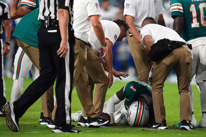 Antonio Brown’s Blunt Message To Tua Tagovailoa After Latest Head ...