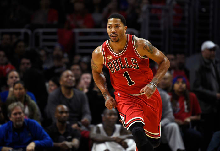 Derrick Rose Unable to Retire a Chicago Bull Because of Odd NBA Rule ...