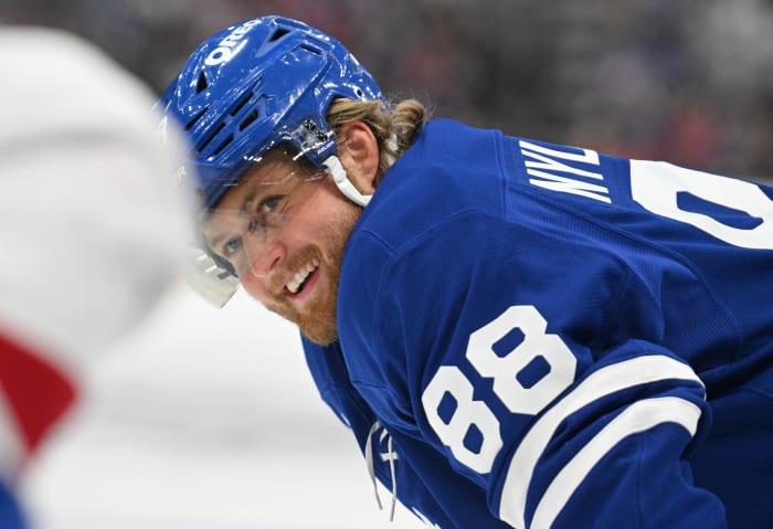 Watch: Maple Leafs' William Nylander Bizarrely Injured by Teammate ... Watch: Maple Leafs' William Nylander Bizarrely Injured by Teammate ...
