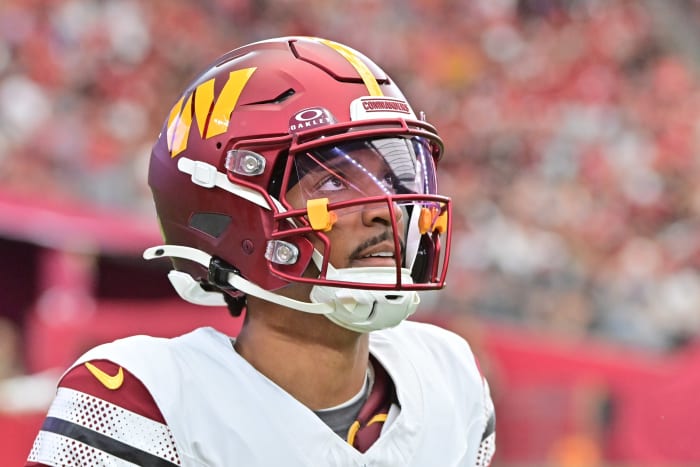 'The Kid' vs. 'The GOAT'! Jayden Daniels Breaks Bucs Ex Tom Brady ...