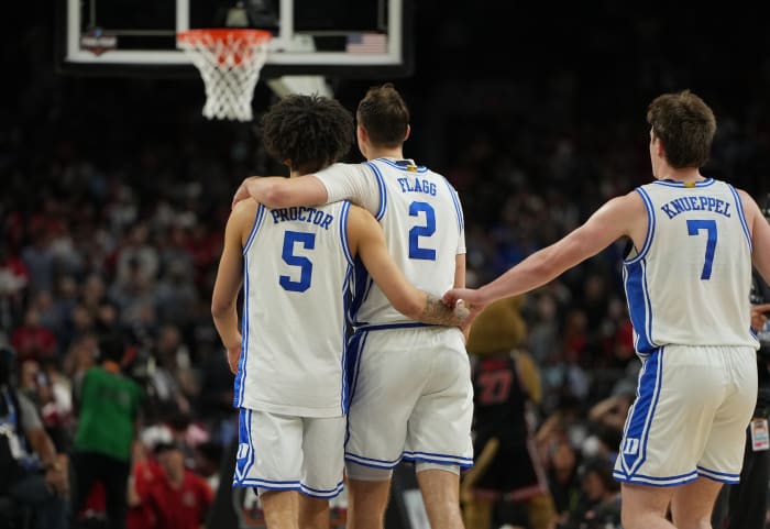 Jon Scheyer Sends Strong Message to Kon Knueppel After NBA Draft Decision - Athlon Sports