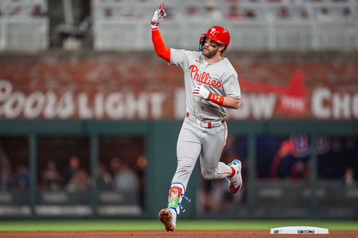 Phillies’ Rob Thomson Announces Bryce Harper News Before Astros Game ...
