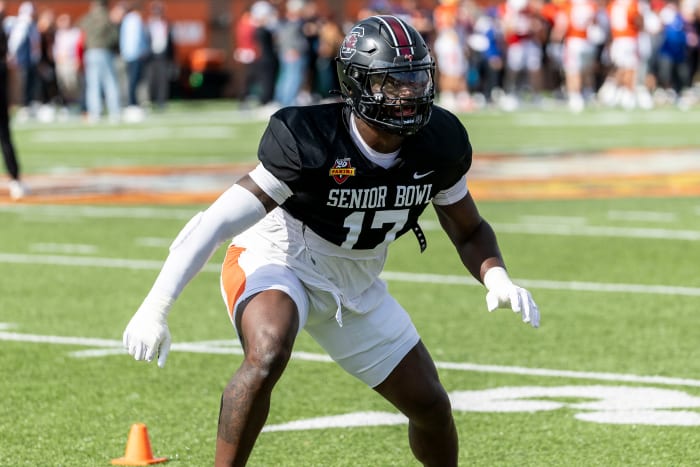South Carolina Linebacker Demetrius Knight Brings Familiar Traits Into ...