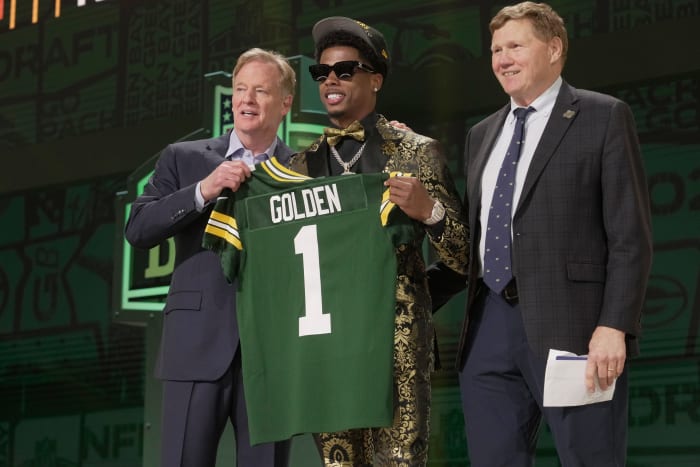 Packers GM Sends Clear 2-Word Message About First-Round Pick Matthew ...