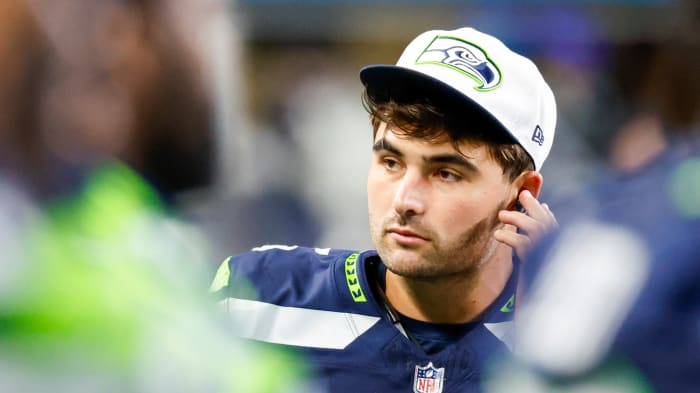 Sam Howell Sends 6-Word Message After Seahawks Trade QB to Vikings ...