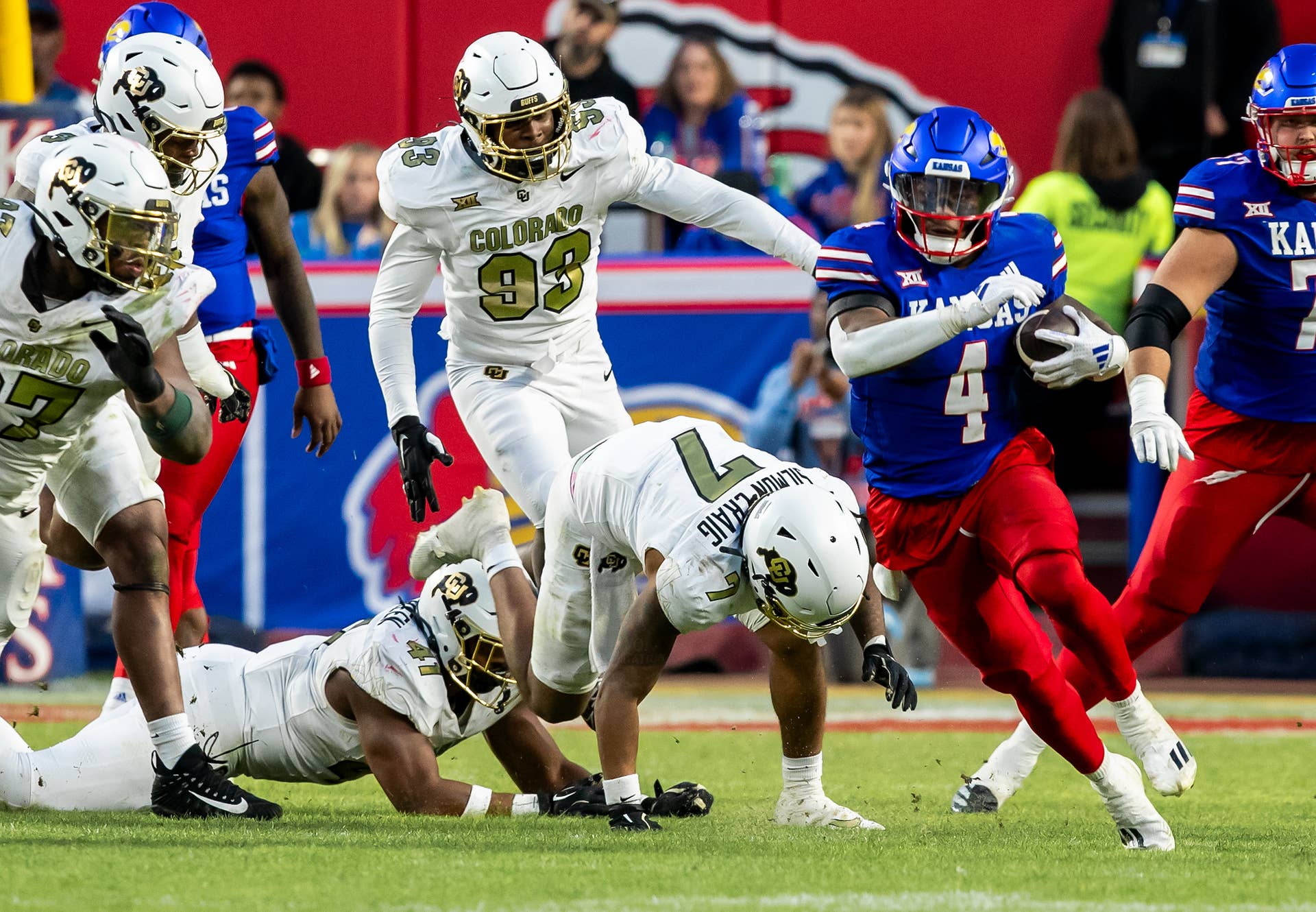 What Kansas Draft Choice Devin Neal Adds To Saints Offense - Athlon Sports