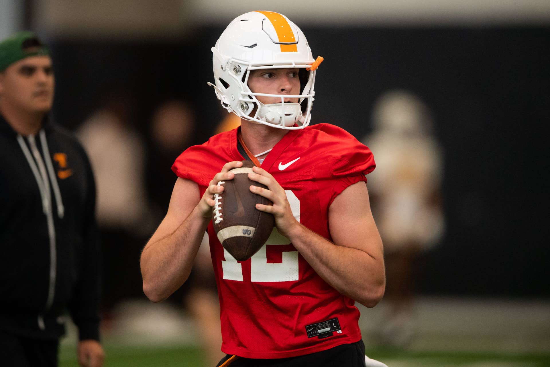 Tennessee Signs Quarterback to New Contract After Nico Iamaleava Bolts ...