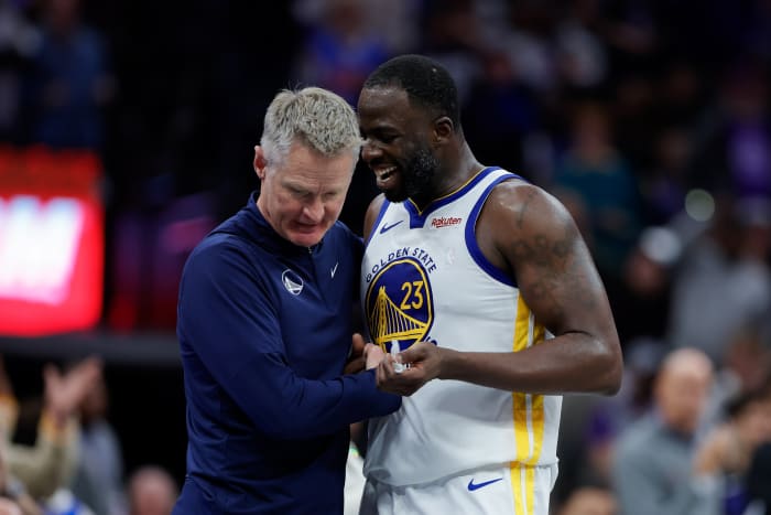 Steve Kerr Sends Clear Draymond Green Message After Steph Curry Injury - Athlon Sports