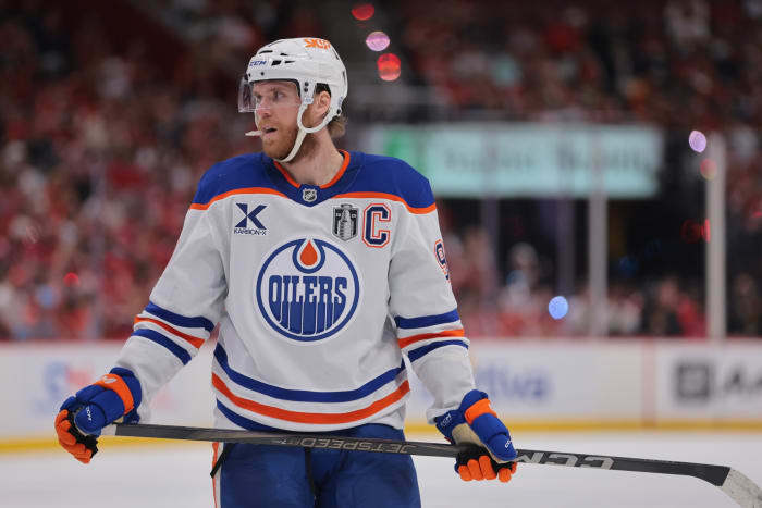 Connor McDavid's Wife Shares 'Rat' Post After Panthers Fans' Game 3 ...