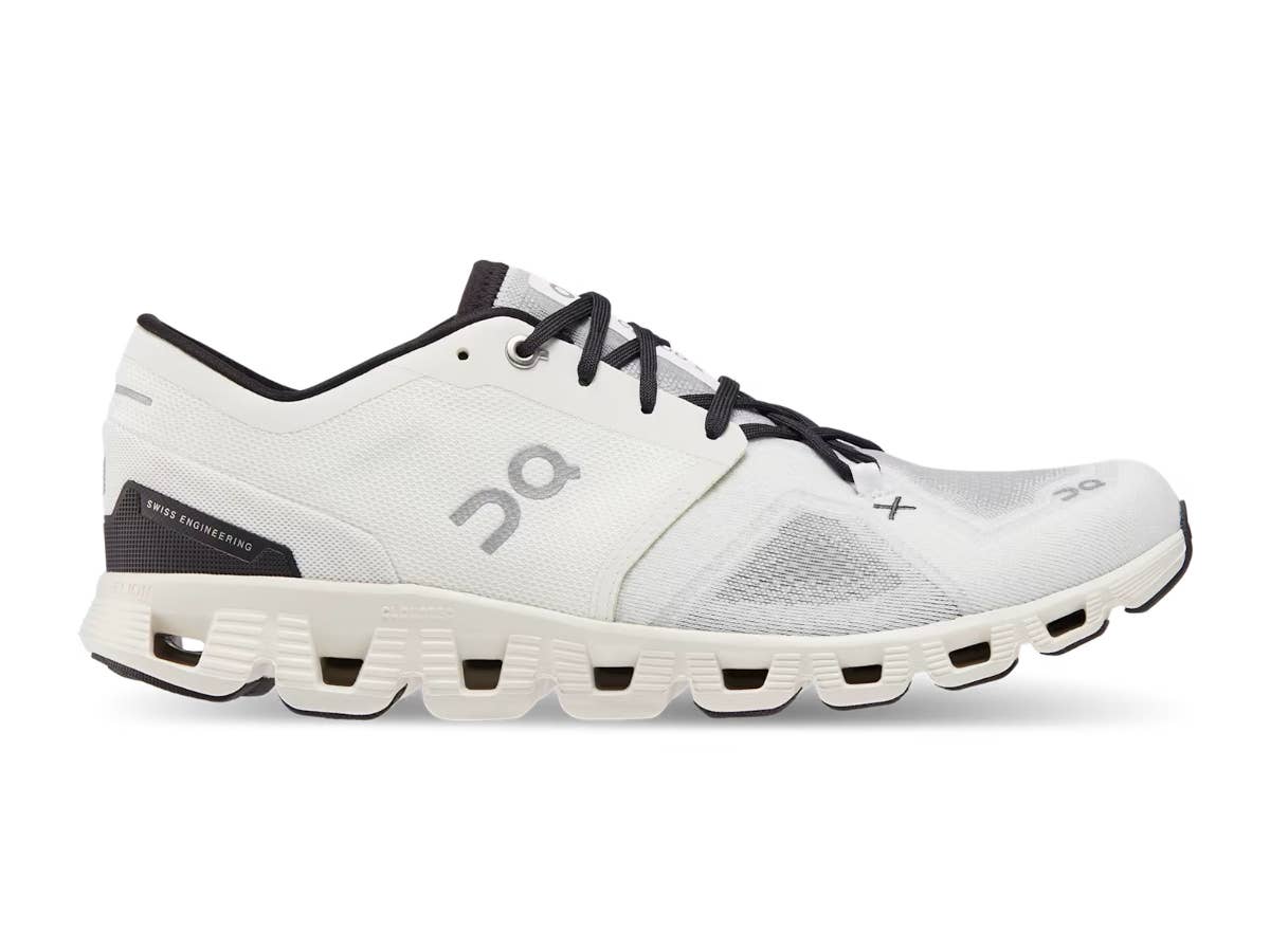 On's ‘Ultralight’ Cloud X 3 Shoes Are 40% Off, and Buyers Rave About ...