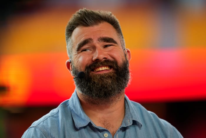 Jason Kelce's Wife Kylie Kelce Reacts To Former NFL Star's Love Advice ... Jason Kelce's Wife Kylie Kelce Reacts To Former NFL Star's Love Advice ...