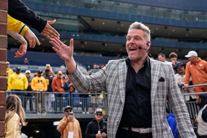 College Football Fans Upset After Pat McAfee's Joke on 'College GameDay ...