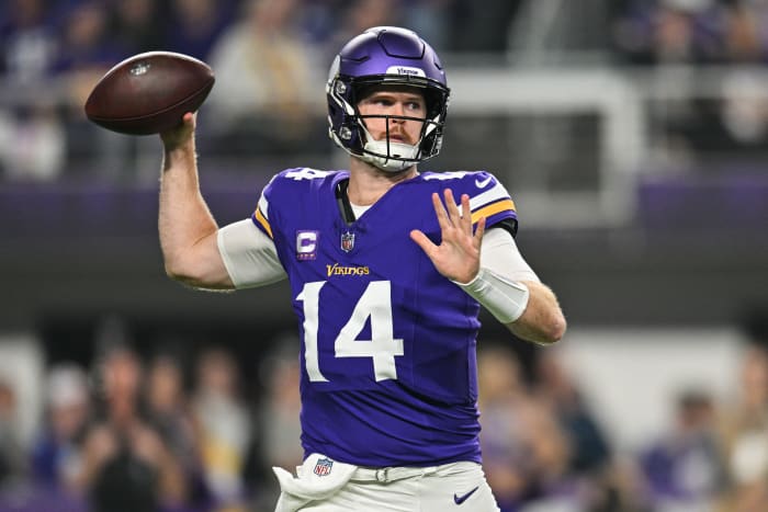 Vikings' Sam Darnold Predicted To Replace Super Bowl QB in 2025 - Athlon Sports