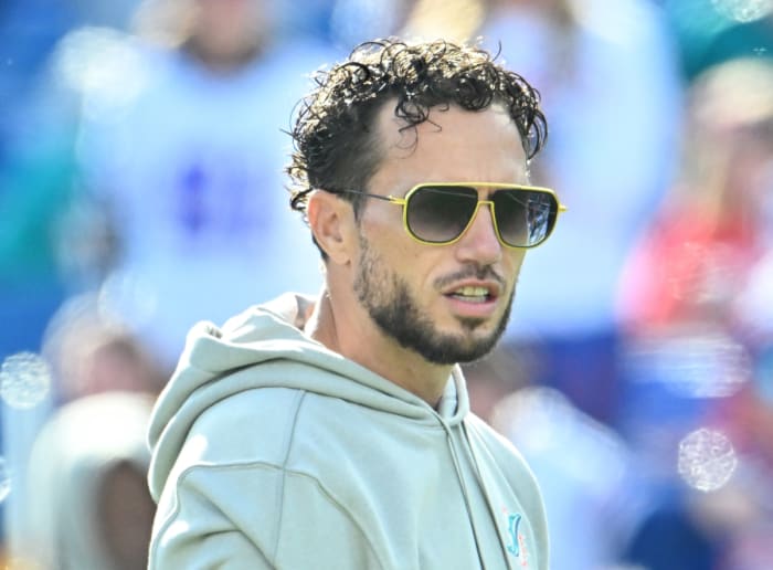 Miami Dolphins Coach Admitted To Throwing 'Tantrum' Before Trade ...