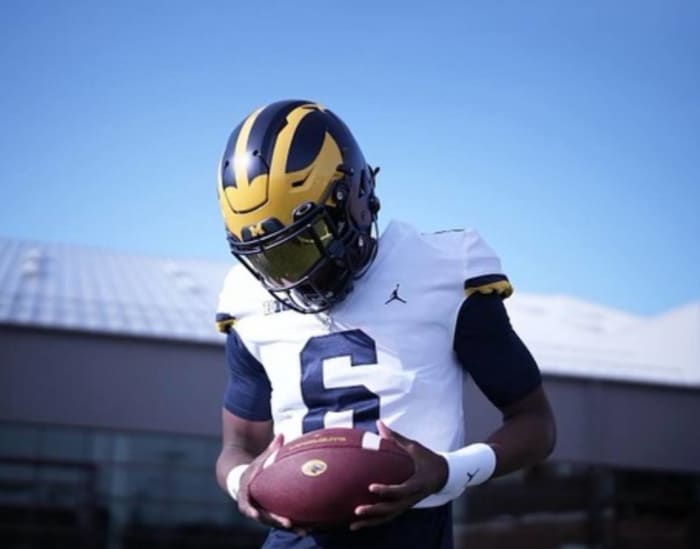 Michigan Wolverines to Continue Pursuit of Transfer QB Despite 5-Star ...
