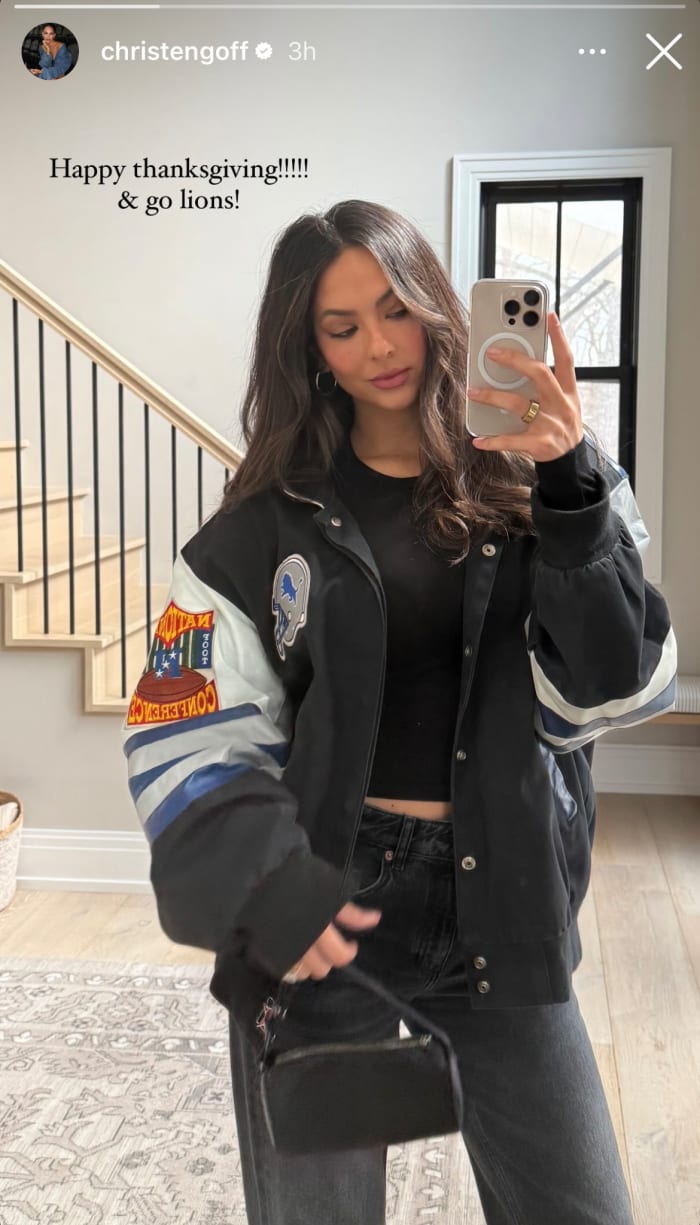 Jared Goff's Wife Flexes Thanksgiving Outfit for Lions-Bears - Athlon ...