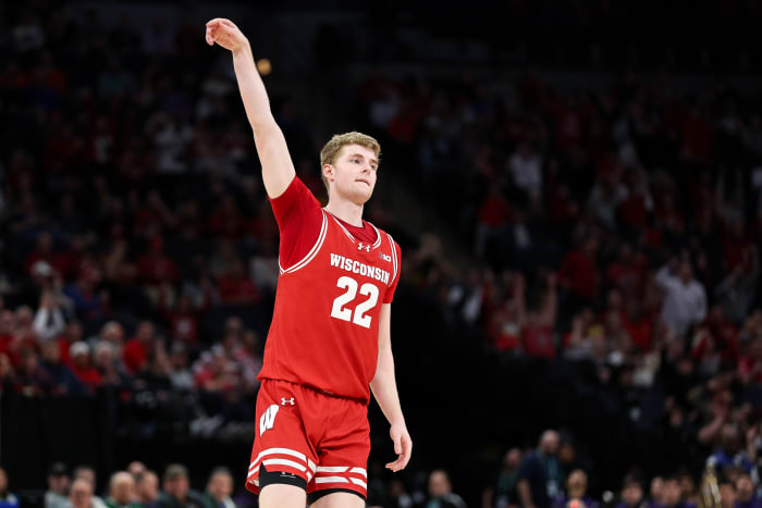 Wisconsin Basketball Beats Chicago State with Shot-Swatting Steven ...