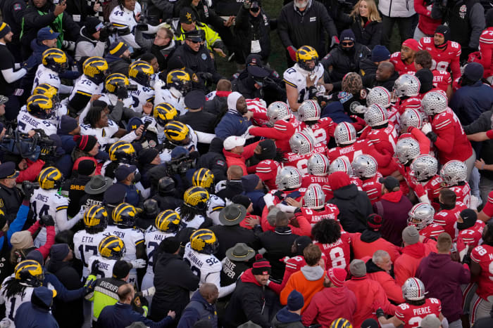 There Were Eight College Football Fights on Saturday - Athlon Sports