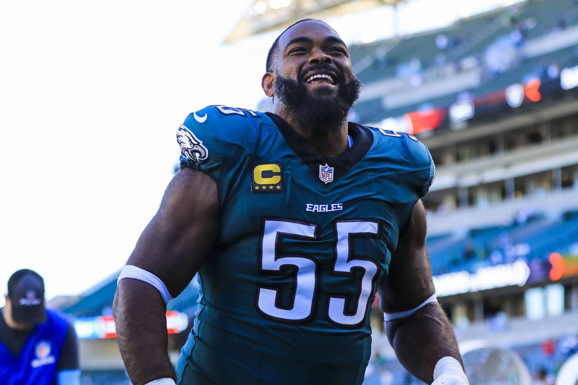 Philadelphia Eagles Captain Eagles Captain Issues Apology for Locker ...