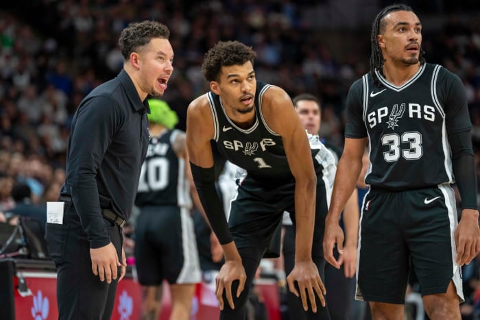 Spurs Eyeing 6-Foot-11 International Center for NBA Draft - Athlon Sports