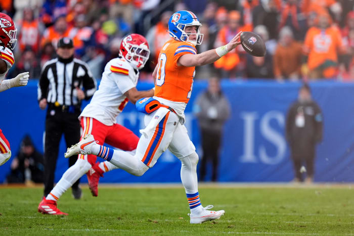 Broncos Salute Bo Nix After Clinching Playoff Spot - Athlon Sports