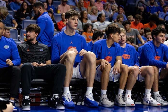7-Foot-9 Florida Basketball Player's Next Big Move Revealed - Athlon Sports