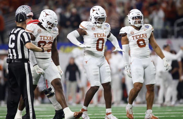 Texas Named as the No. 1-Ranked LB Unit in College Football - Athlon Sports