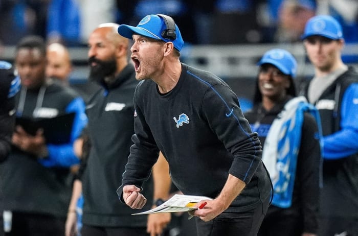 Lions Ben Johnson Staying Within NFC North - Athlon Sports