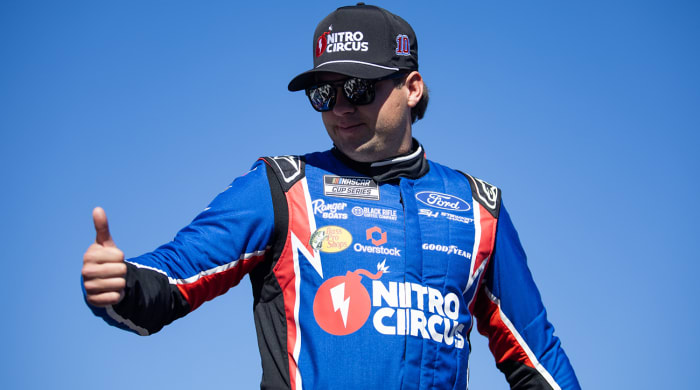 Noah Gragson: 2025 NASCAR Driver Profile - Athlon Sports