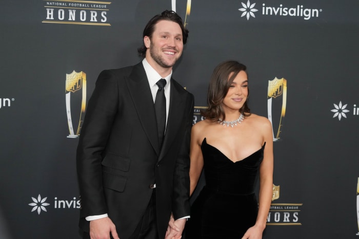 Josh Allen’s Future Wife Hailee Steinfeld Posts Major Personal News on ...