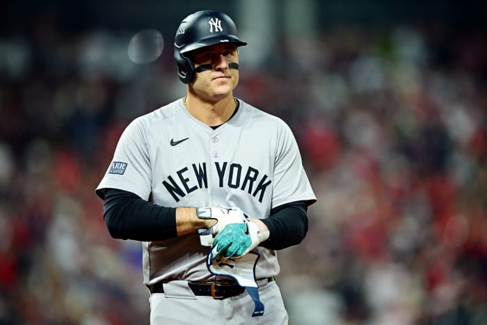 Former Yankees Star Could Retire After Team's $17 Million Decision - Athlon Sports
