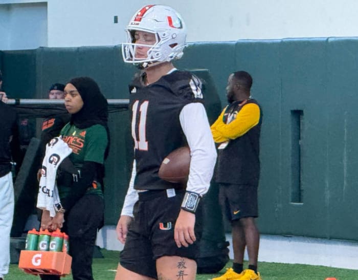 Greg McElroy Defends His Ranking of Carson Beck in Top 10 College ...